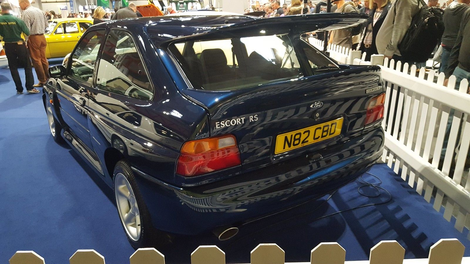 Details Surrounding The Ford Escort RS Cosworth's Scrapped Third Wing ...