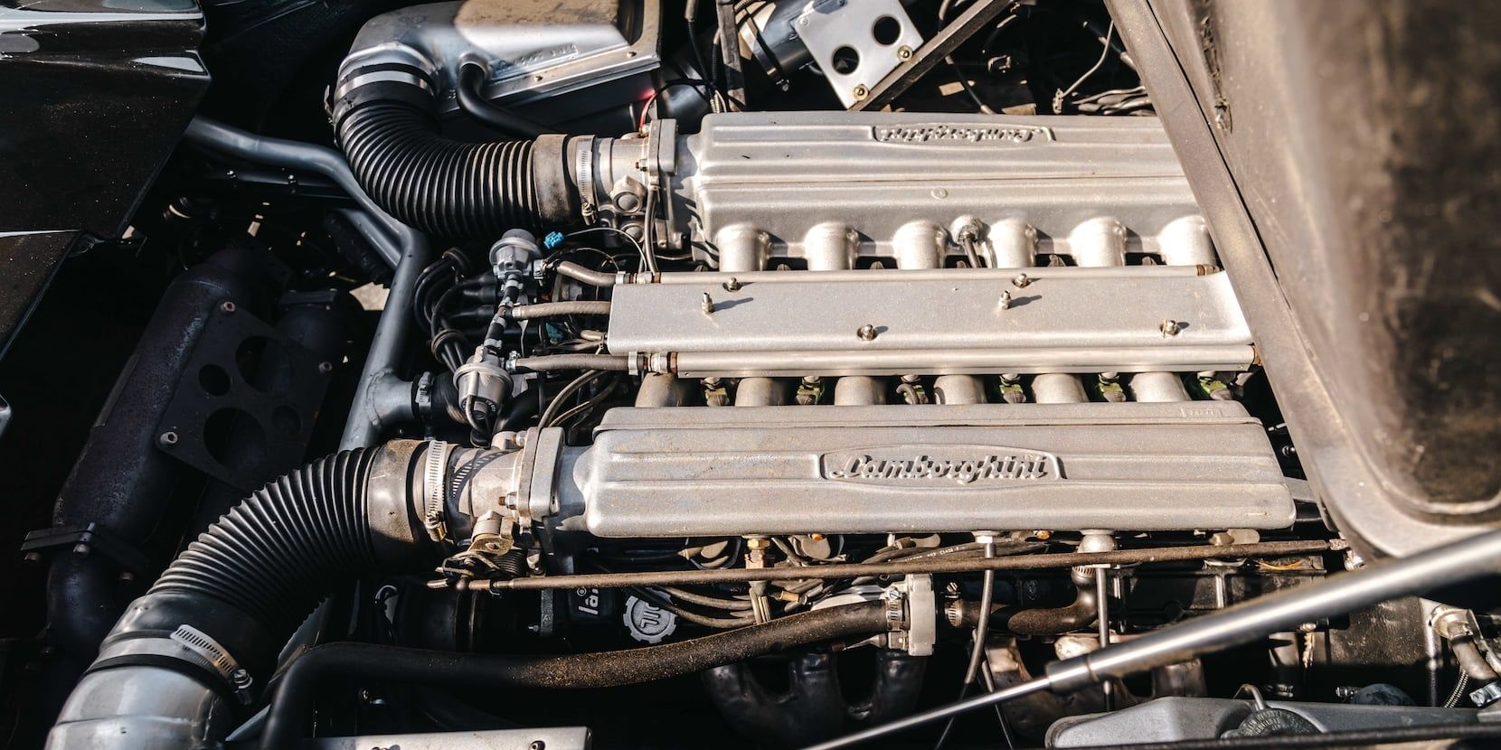 10 Things We Love About The Lamborghini Diablo