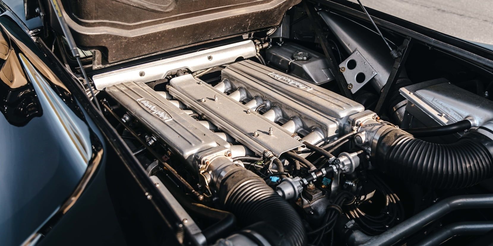 10 Things We Love About The Lamborghini Diablo
