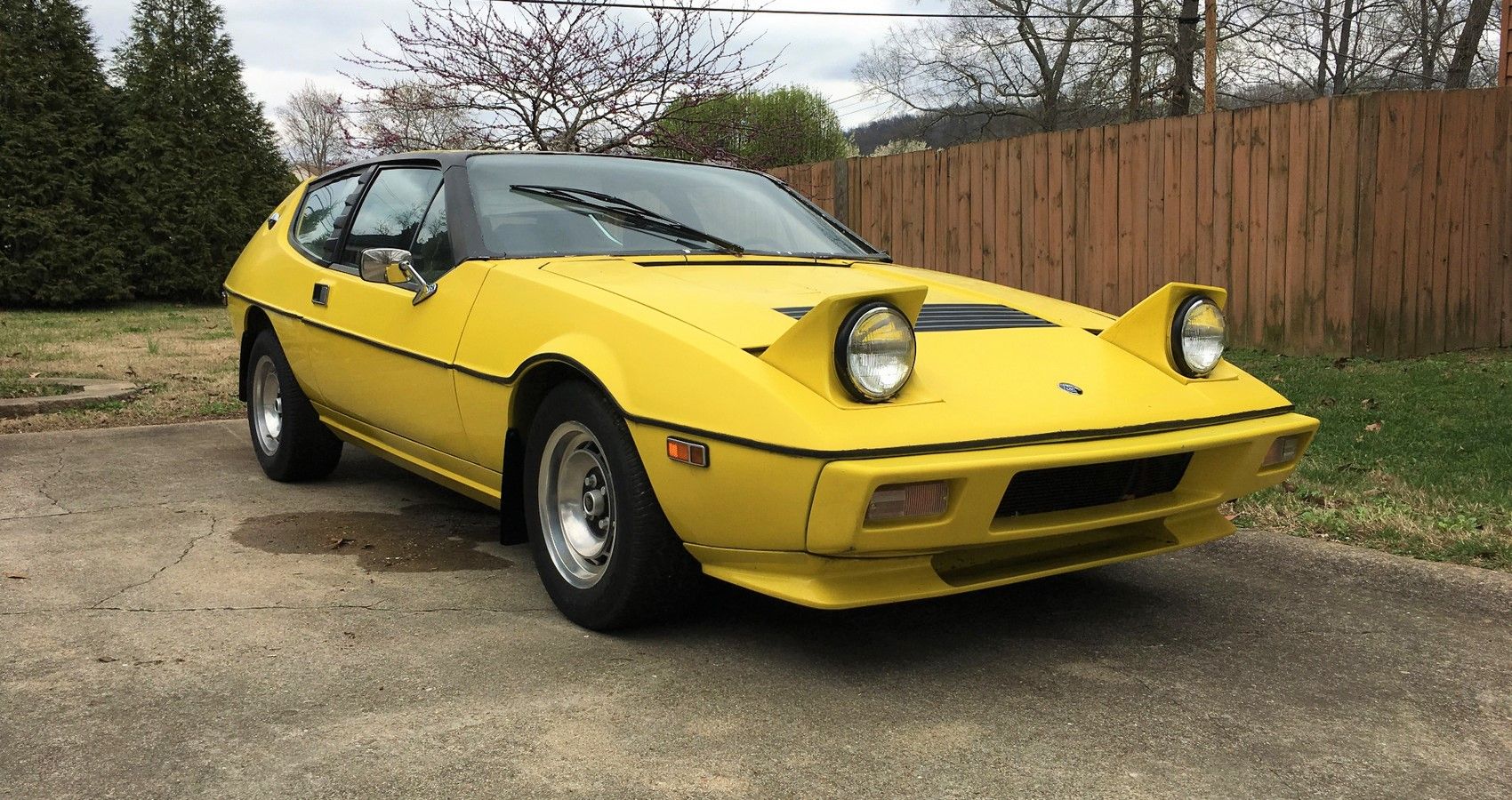 Here Are The 10 Ugliest Wedge-Shaped Sports Cars