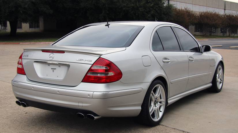 These 2000s Sports Cars Make The Best Daily Drivers