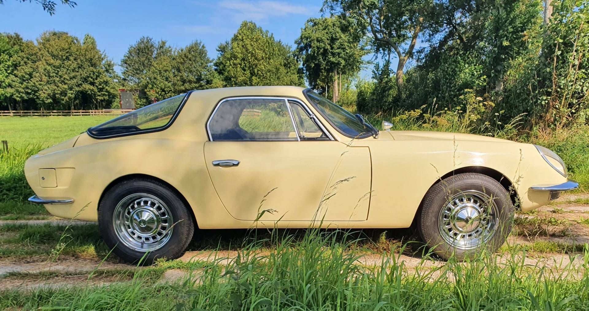 Here Are The Coolest '60s Sports Cars You Can Still Buy For Cheap