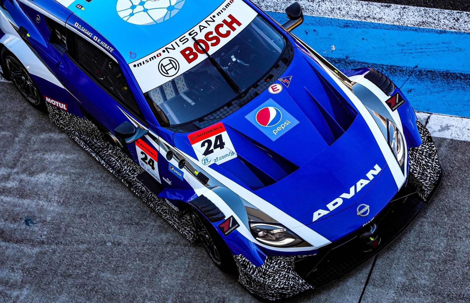 Revealed: Nissan's New Z GT500 Racing Livery