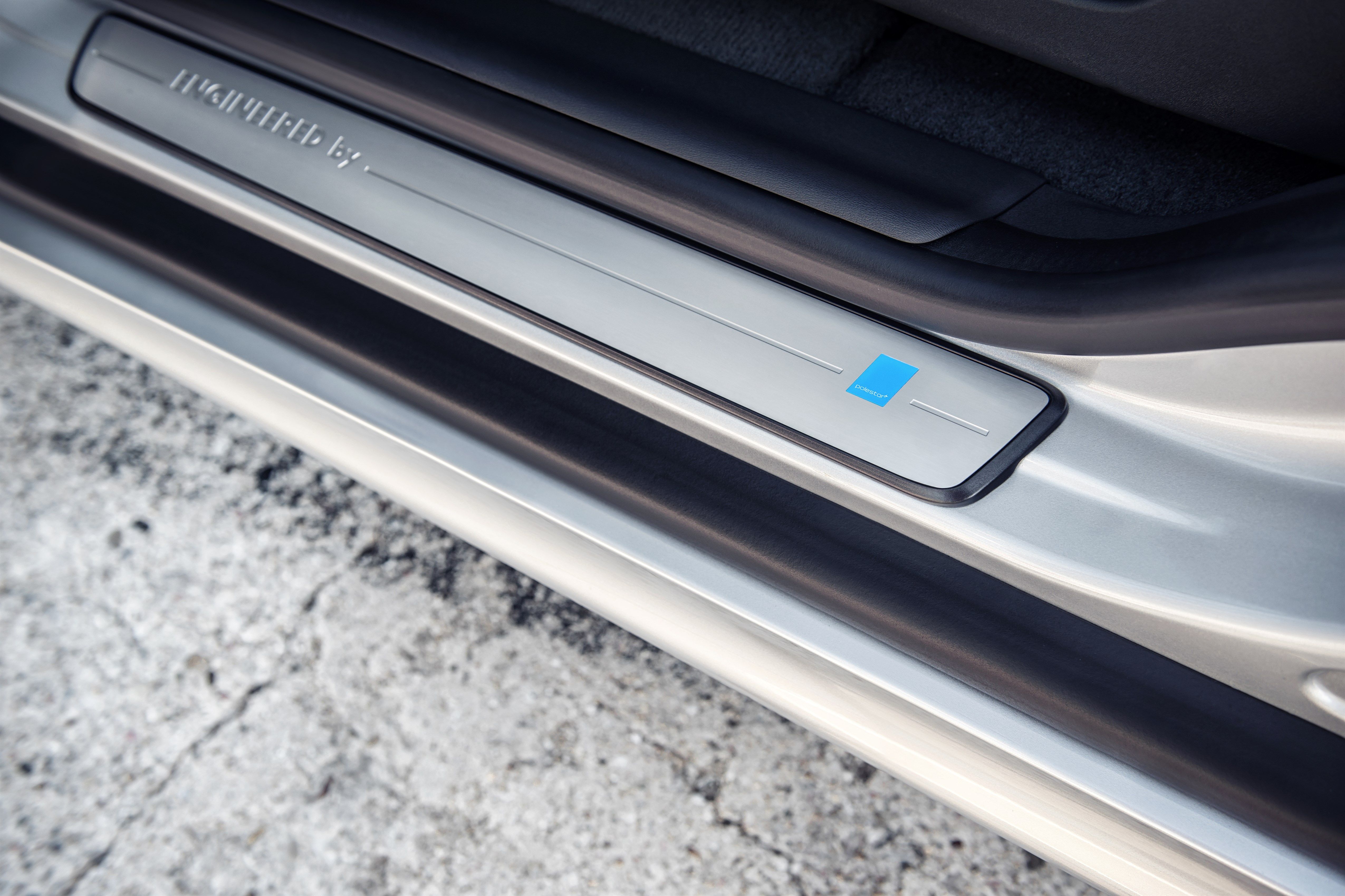 Here's Why The Volvo V60 Polestar Engineered Is So Awesome