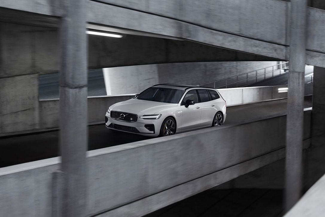 Here's Why The Volvo V60 Polestar Engineered Is So Awesome