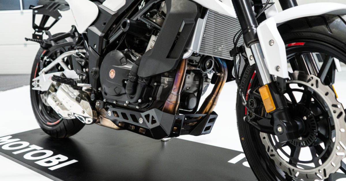 Motobi Brand Resurrected With DL 400 Naked Bike
