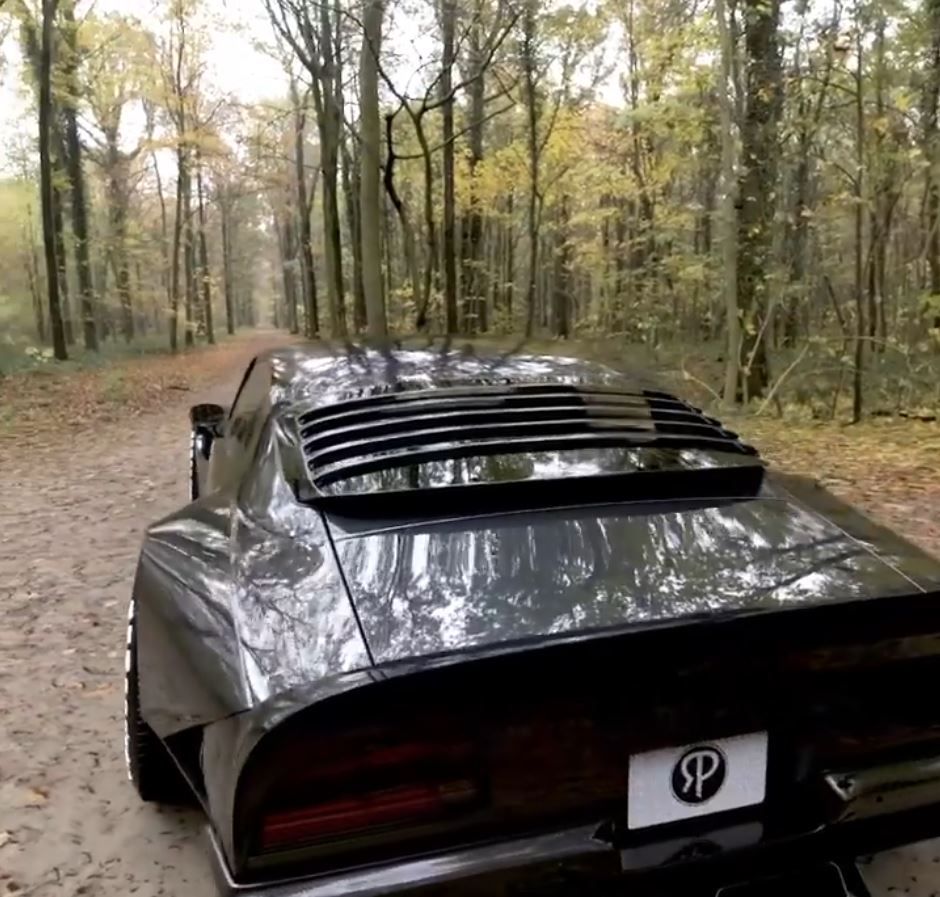 It's Fat And It's Furious: Pontiac Firebird Shows Off Widebody And Big ...