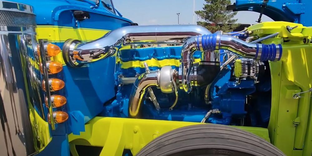 Trucker Went From Washing Semis To Owning 19 Custom Peterbilts