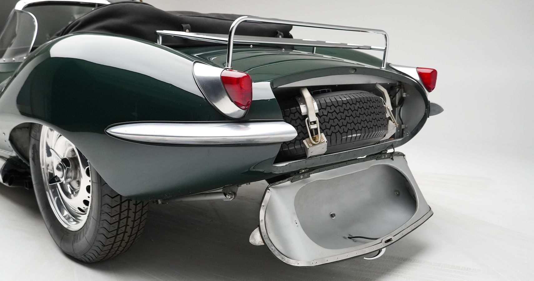 Exclusive Up Close And Personal With Steve Mcqueens Jaguar Xkss