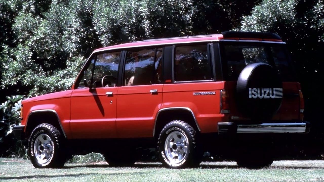 These Classic 4x4s Are More Off-Road Capable Than New Ones