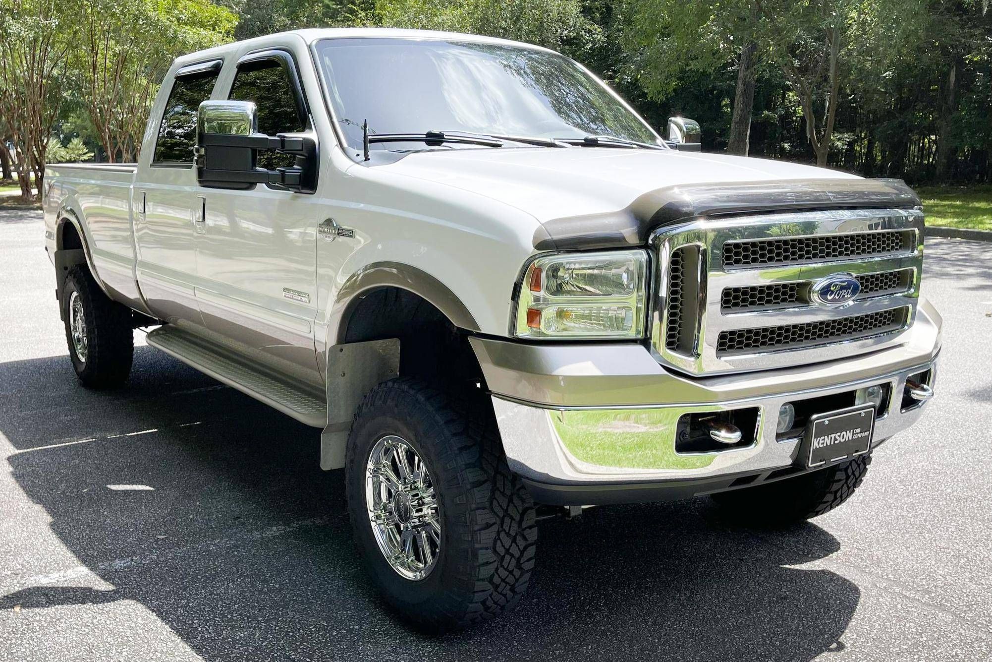 This Is How Much A 2006 Ford F-350 Costs Today