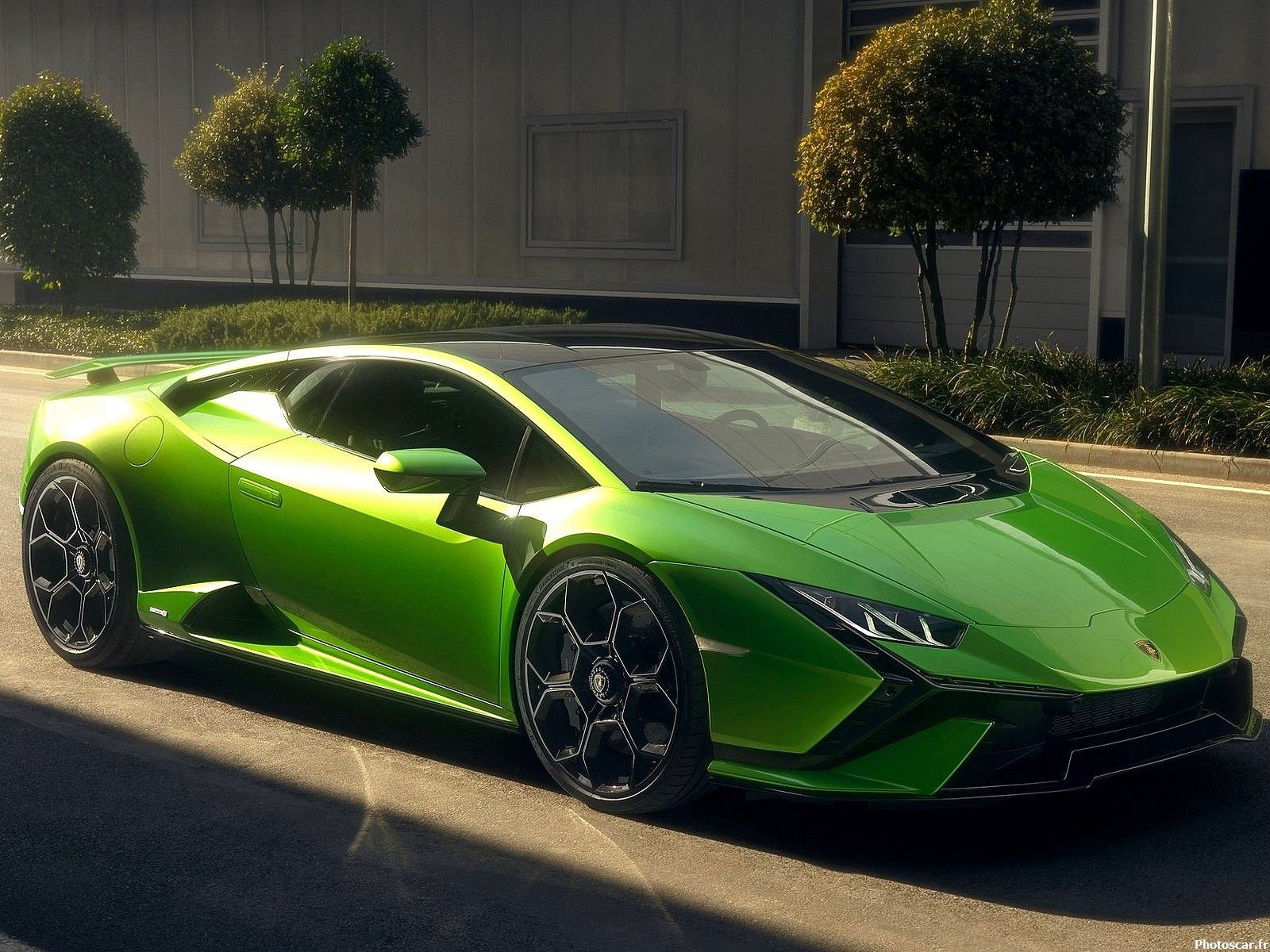 This Is The World's Most Balanced Hypercar: The Lamborghini Huracán Tecnica