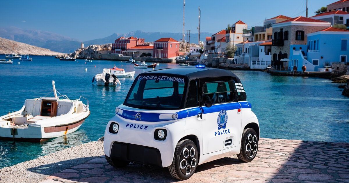 10 Of The Most Badass Police Cars In The World