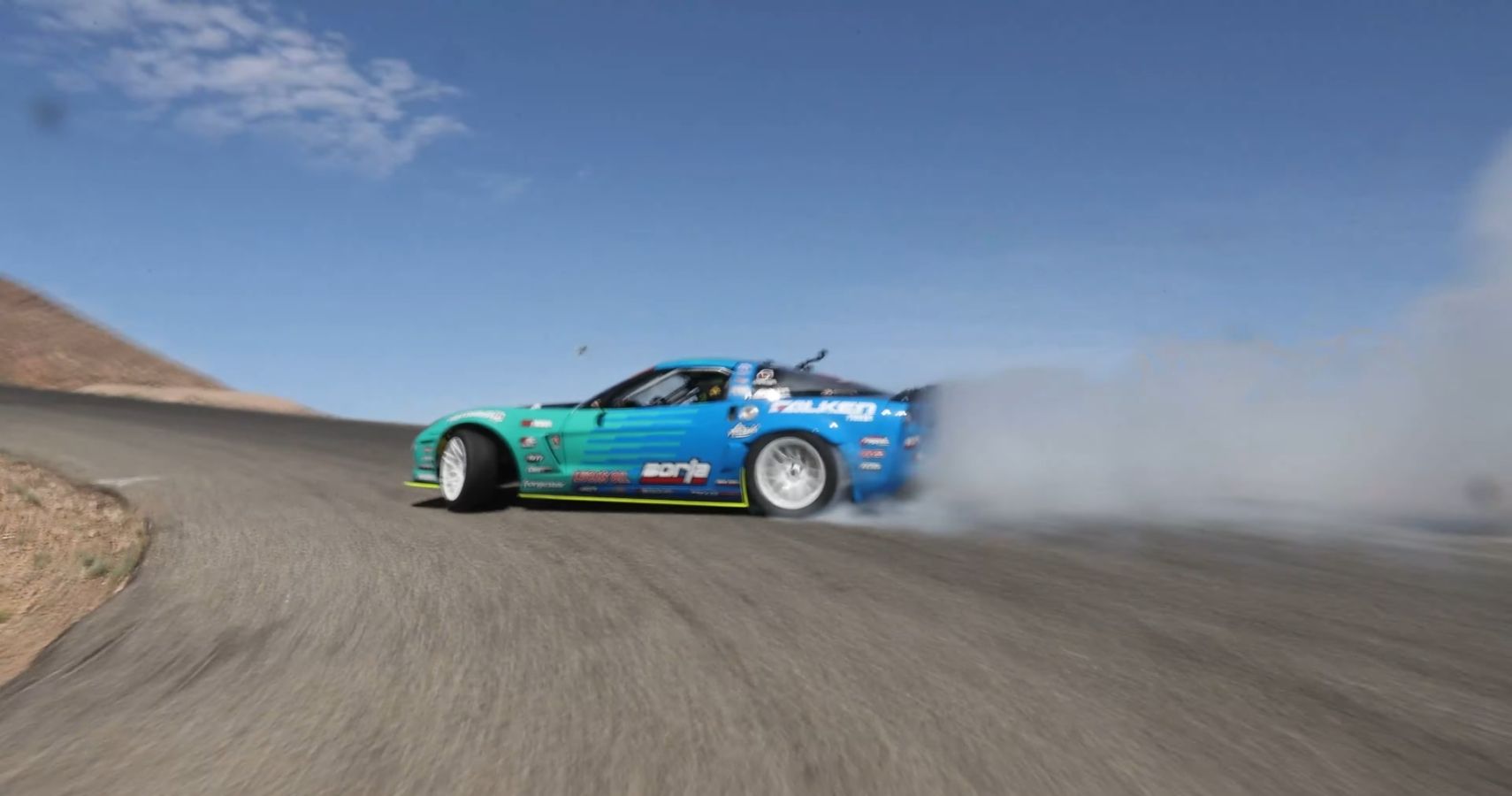 Drifting In This 1,000-HP Pro C6 Corvette