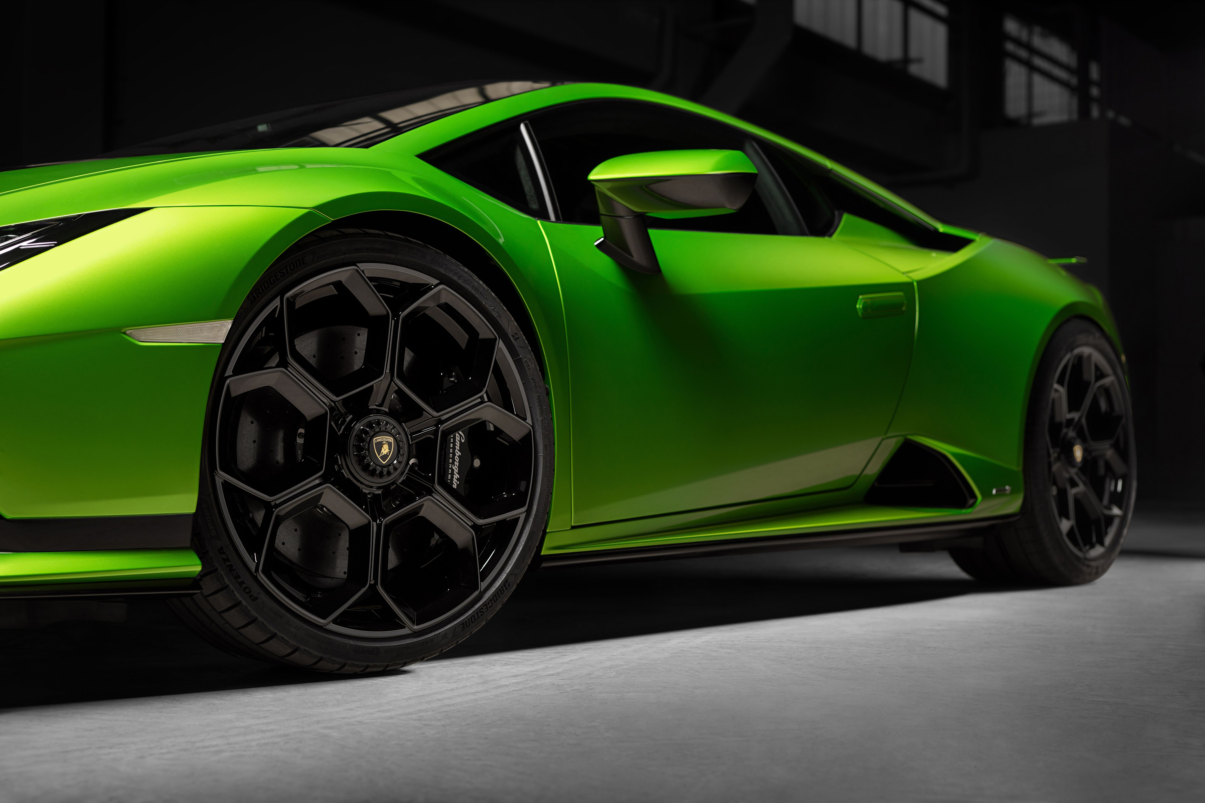 10 Things We Now Know About The Lamborghini Huracán Tecnica