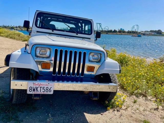 Why The Square-Body Jeep Wrangler YJ Doesn’t Get The Credit It Deserves