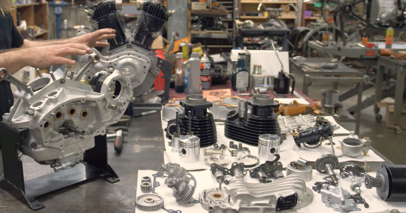 Wheels Through Time Shows Us How To Rebuild A Harley-Davidson Engine
