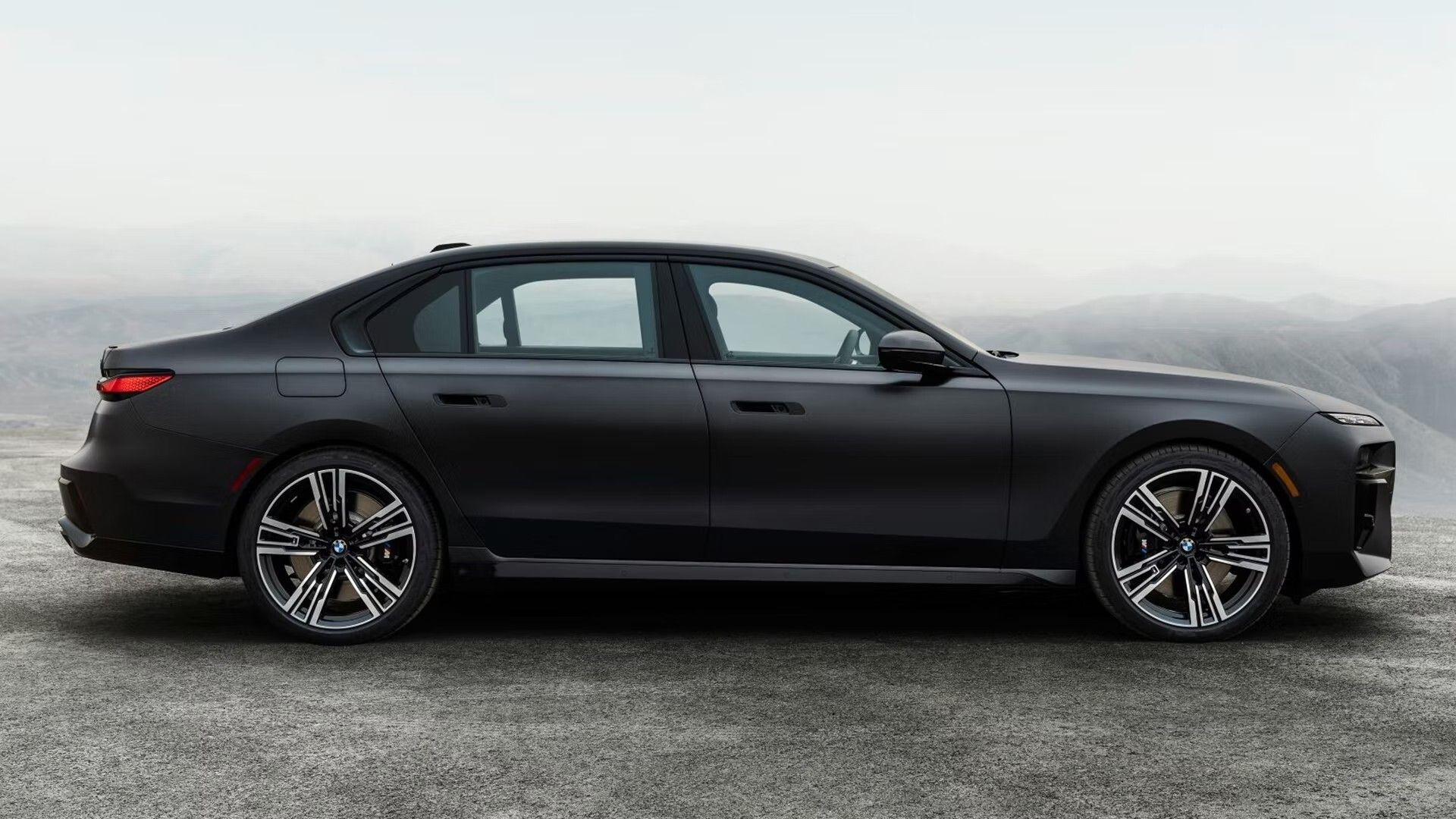 10 Exciting Things We Learned About The New BMW 7 Series