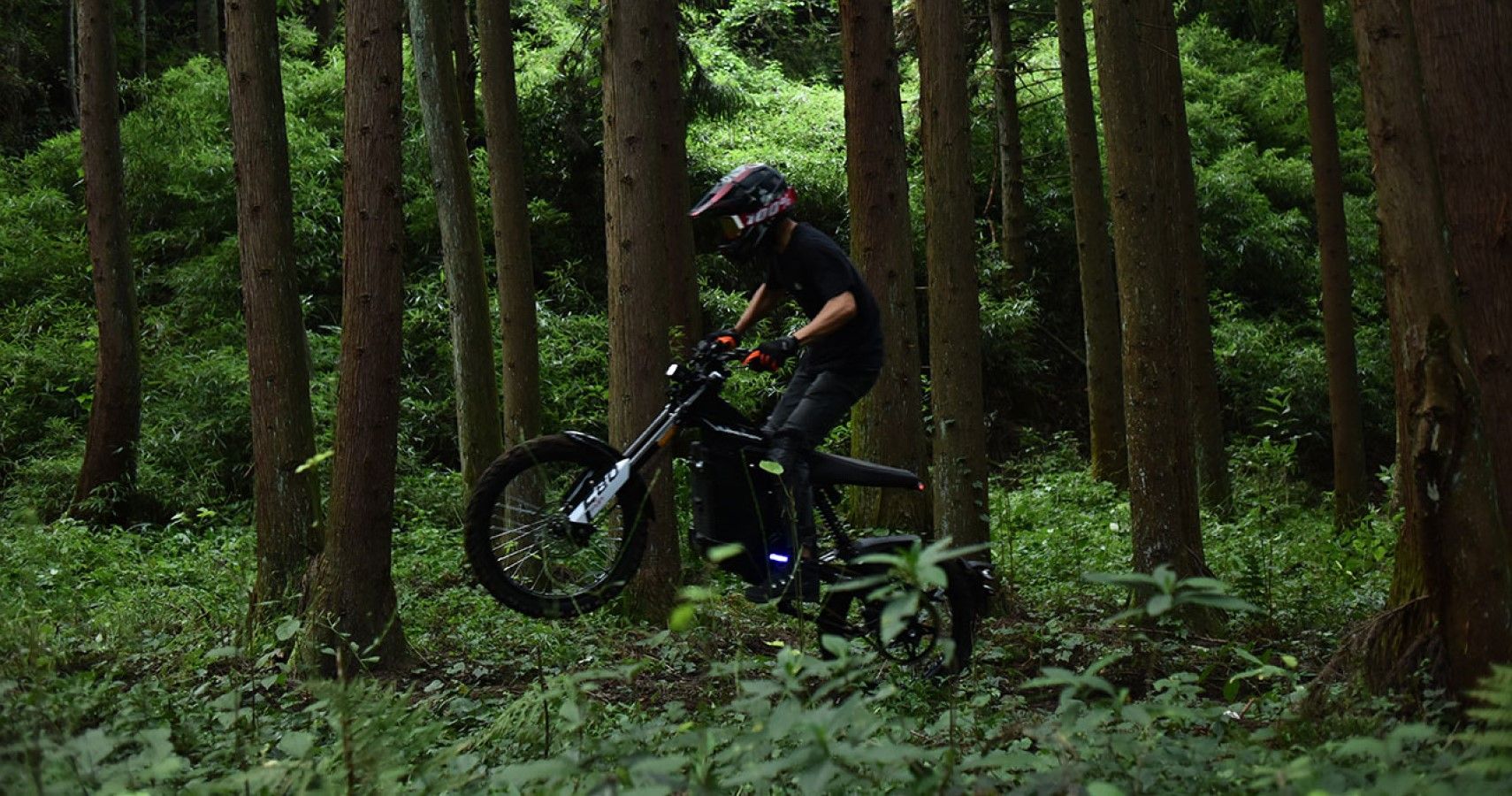 This Unassuming Caofen F80 Electric Motorcycle Can Go Anywhere