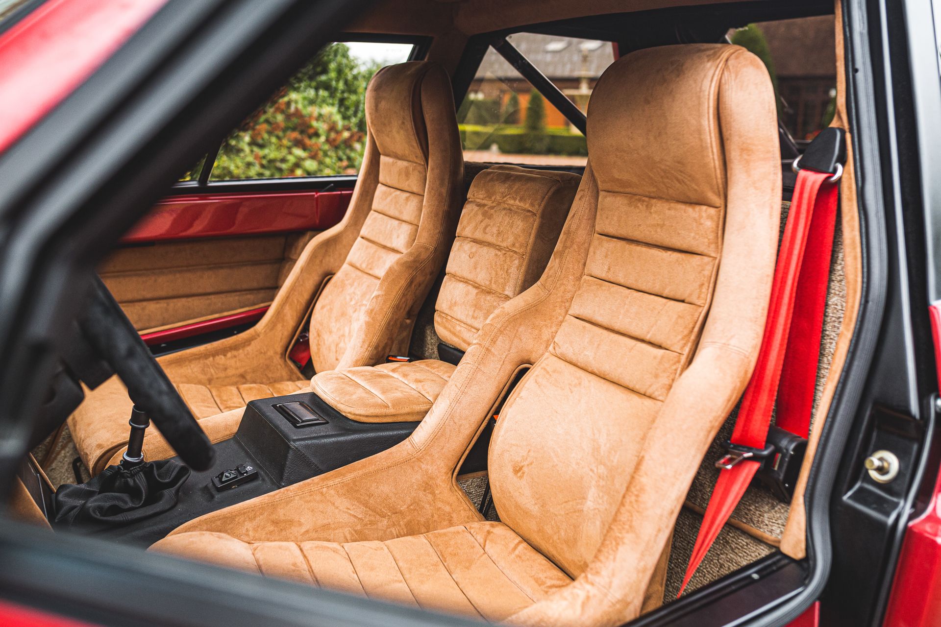 10 Reasons Why We Love The Lancia Delta S4 Stradale