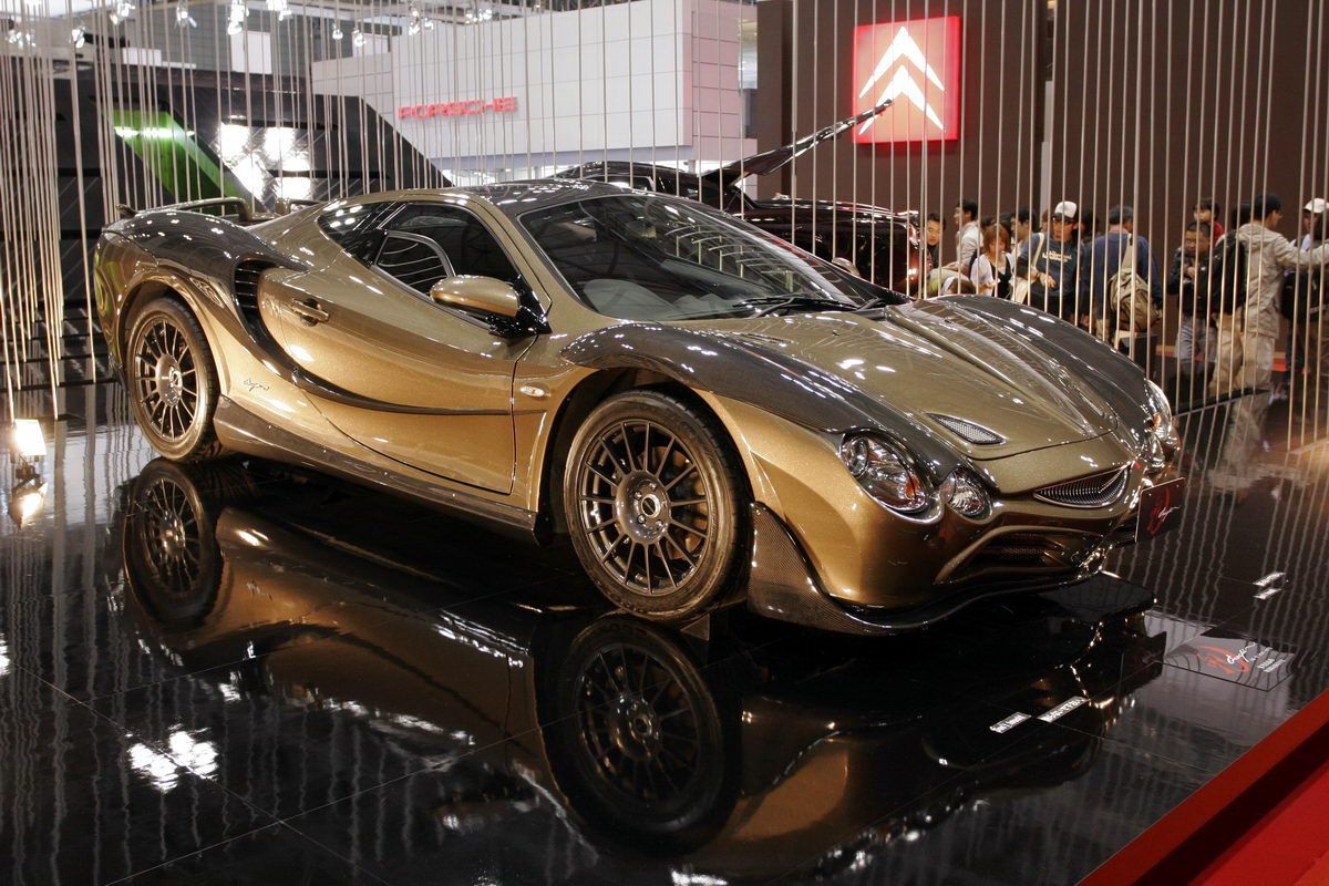A Detailed Look At The Mitsuoka Orochi, One Of The Ugliest Cars Ever Made