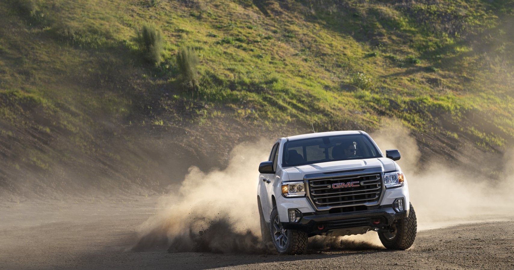 This Is What We Love About The 2022 GMC Canyon AT4