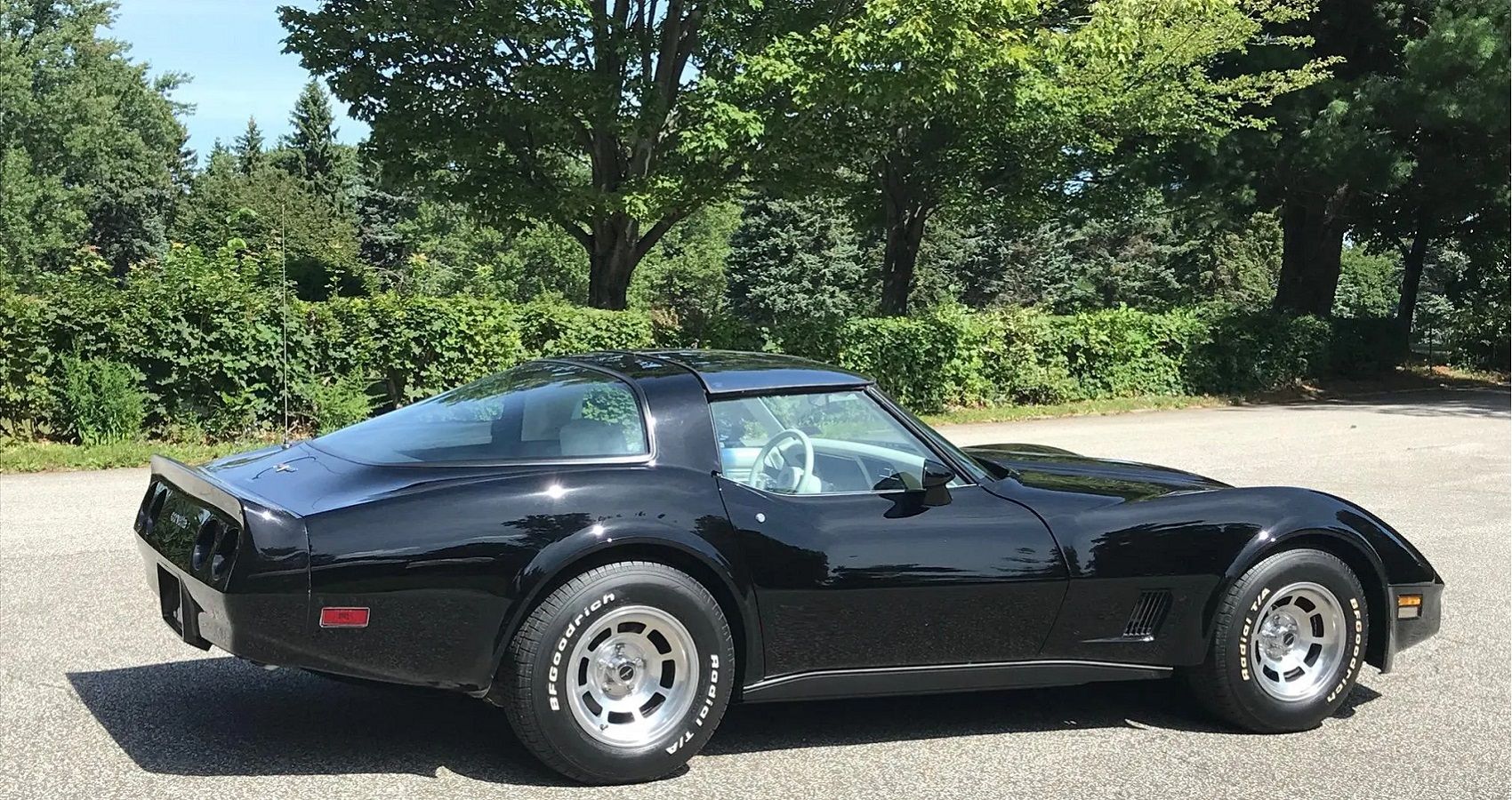 9 Stunningly Beautiful Cars Collectors Don't Want