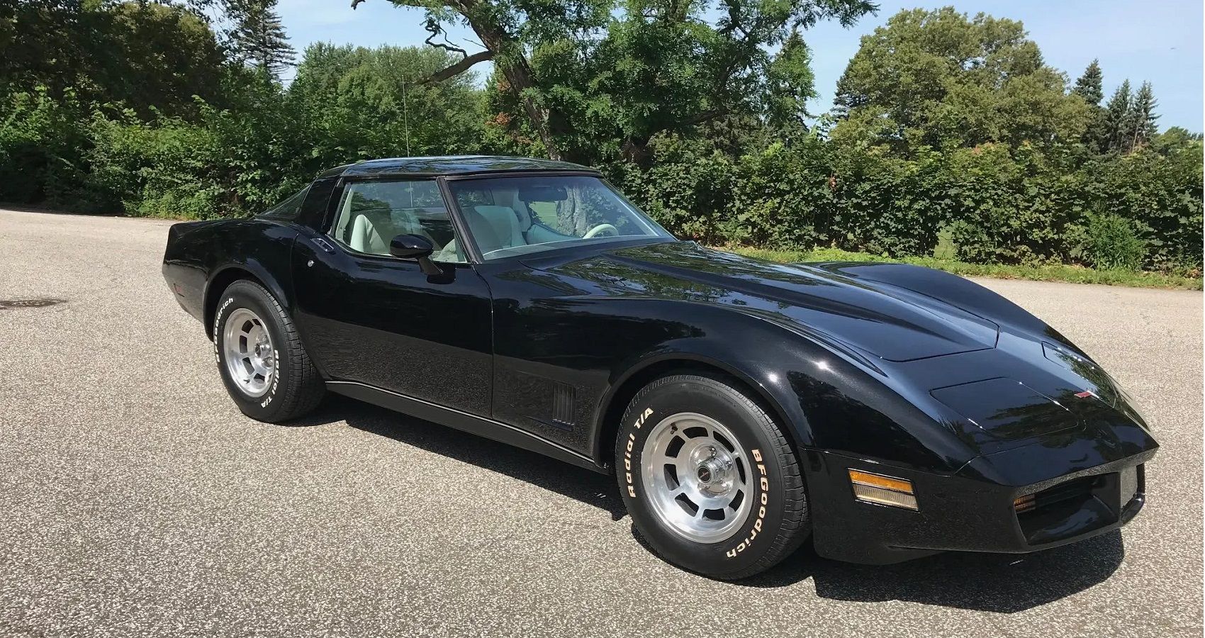 9 Stunningly Beautiful Cars Collectors Don't Want