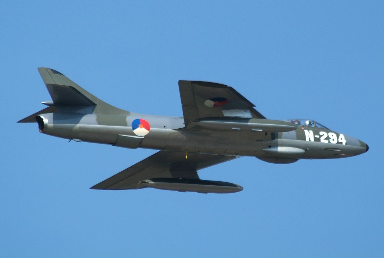 Why This RAF Fighter Jet Went Rogue And Flew Under London’s Famous ...