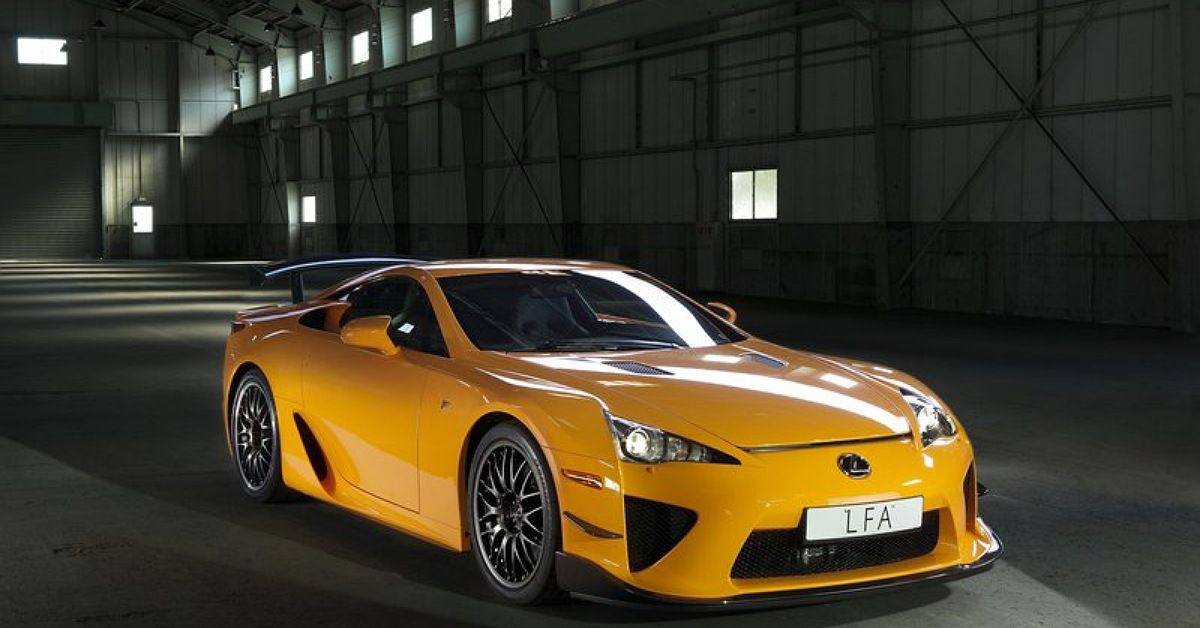 Supercar Icons: Mercedes-Benz SLR McLaren Vs Lexus LFA