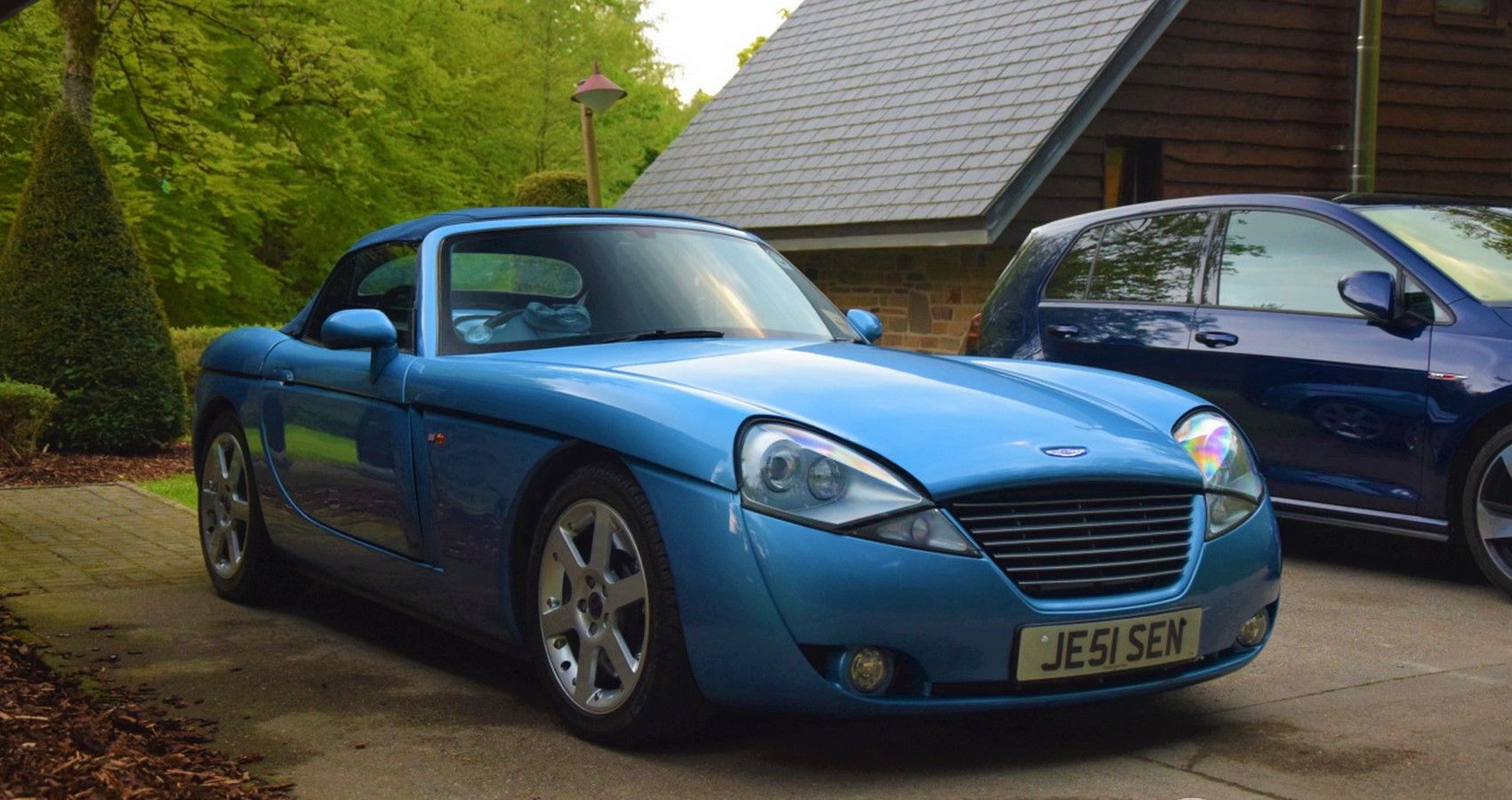 9 Things We Just Learned About The Jensen S-V8