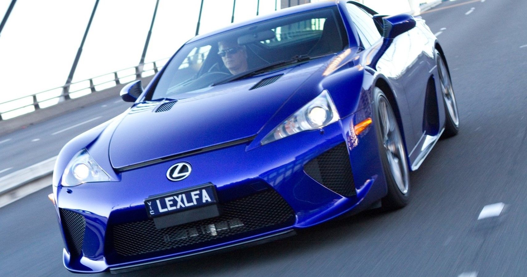 Supercar Icons: Is The Aston Martin One-77 Better Than The Lexus LFA?