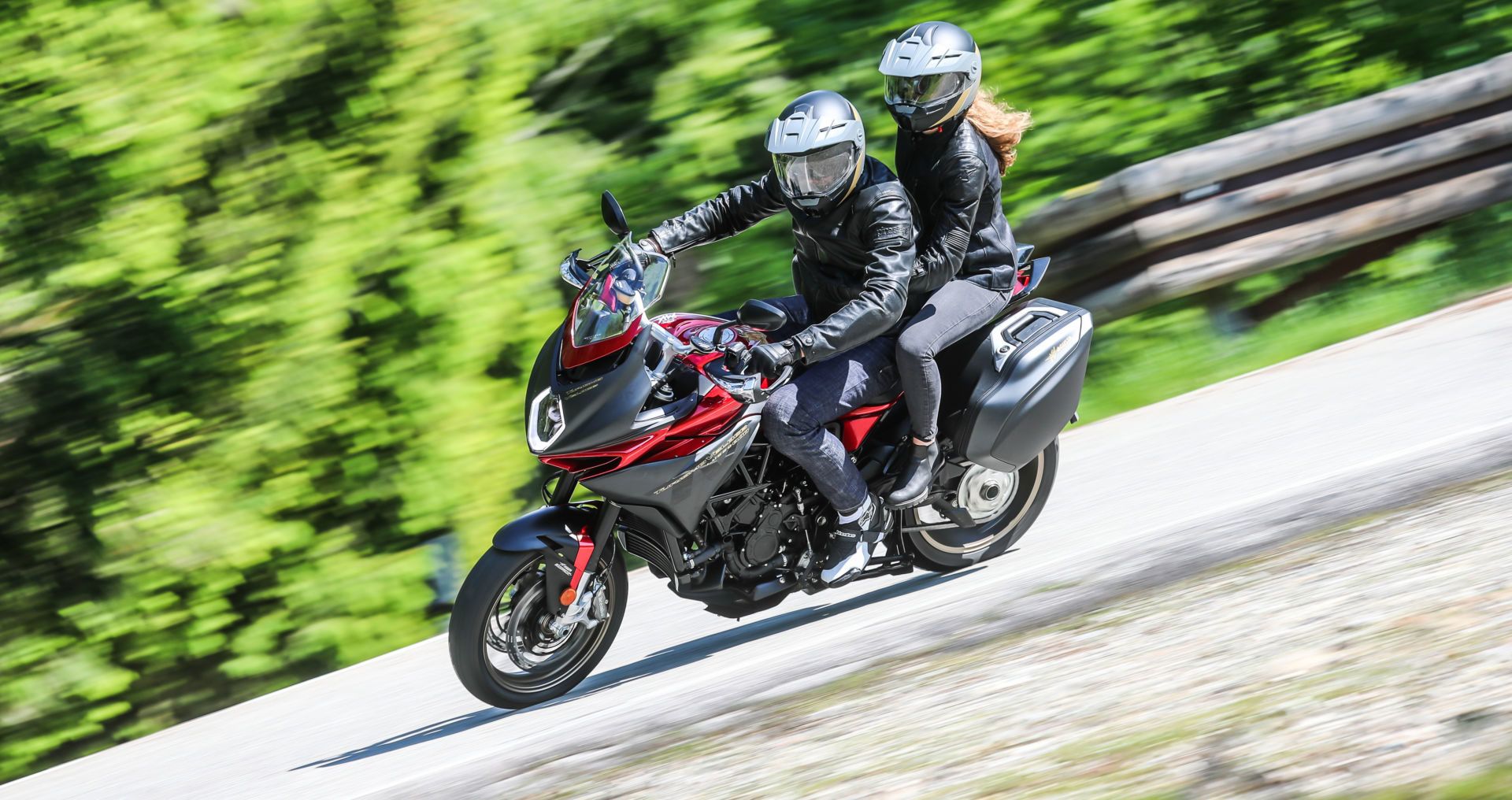 10 Reasons Why We Love The MV Agusta Turismo Veloce Lusso SCS