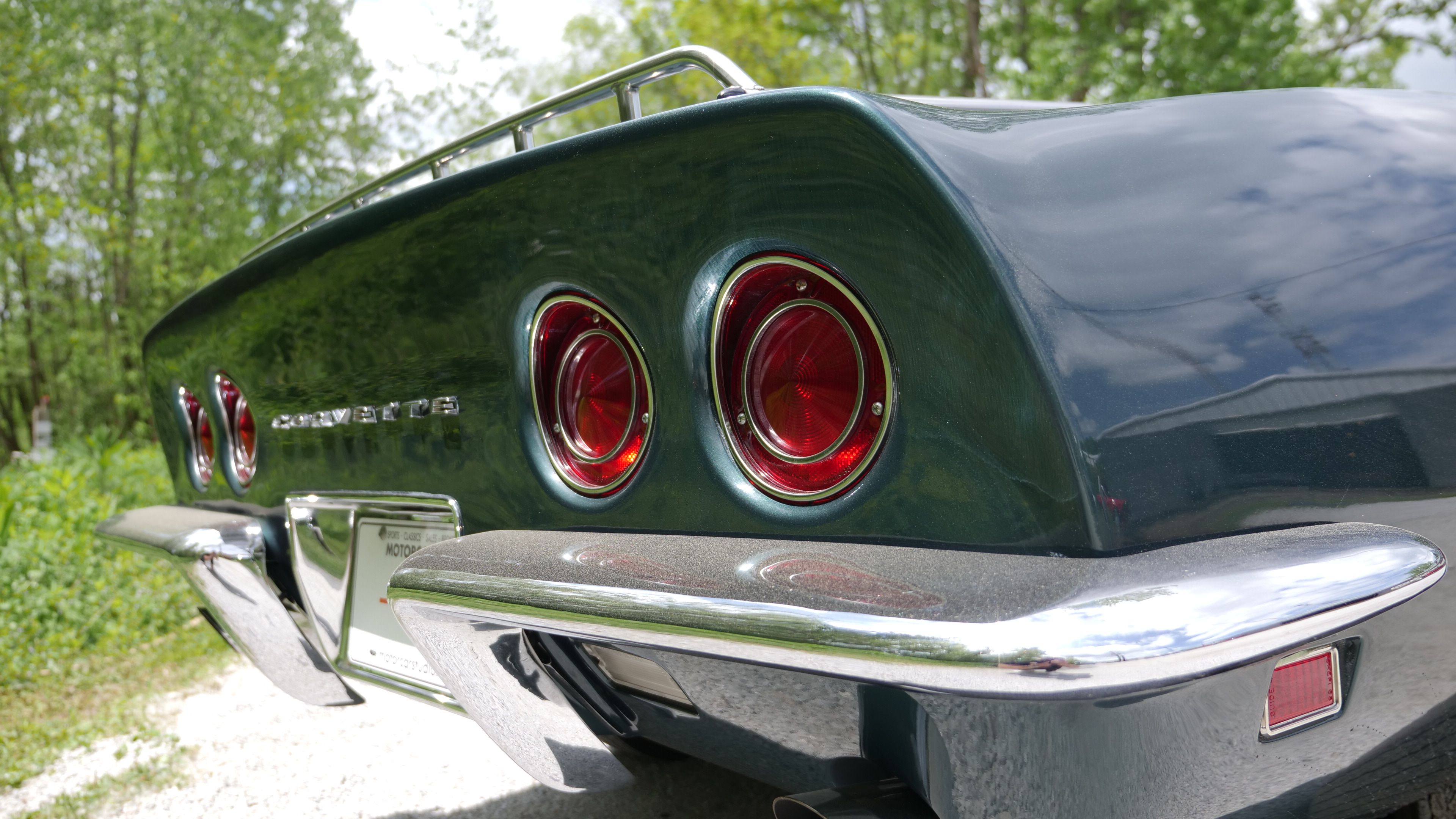 10 Reasons The 1968 Corvette L88 Is A Muscle Car Icon