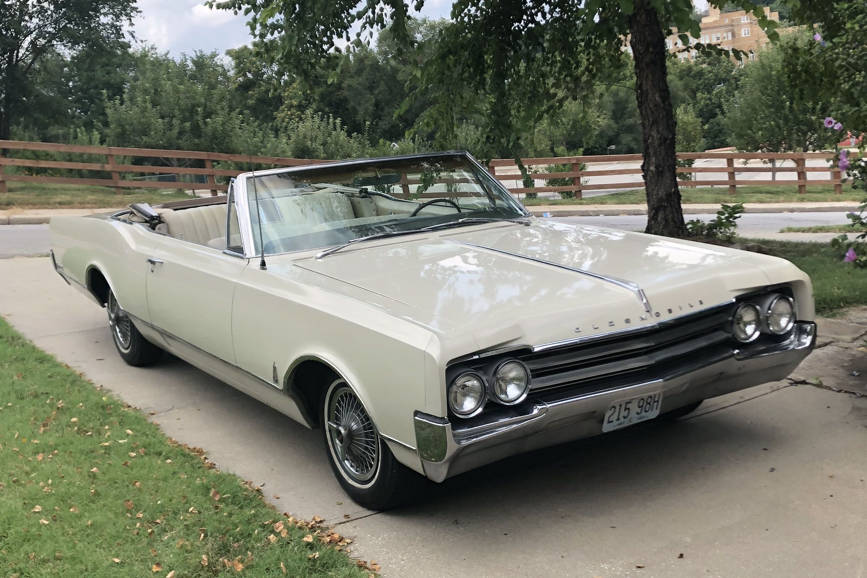 5 Coolest Oldsmobile Cars We'd Buy Over A Plymouth Any Day (And 5 Pontiacs)