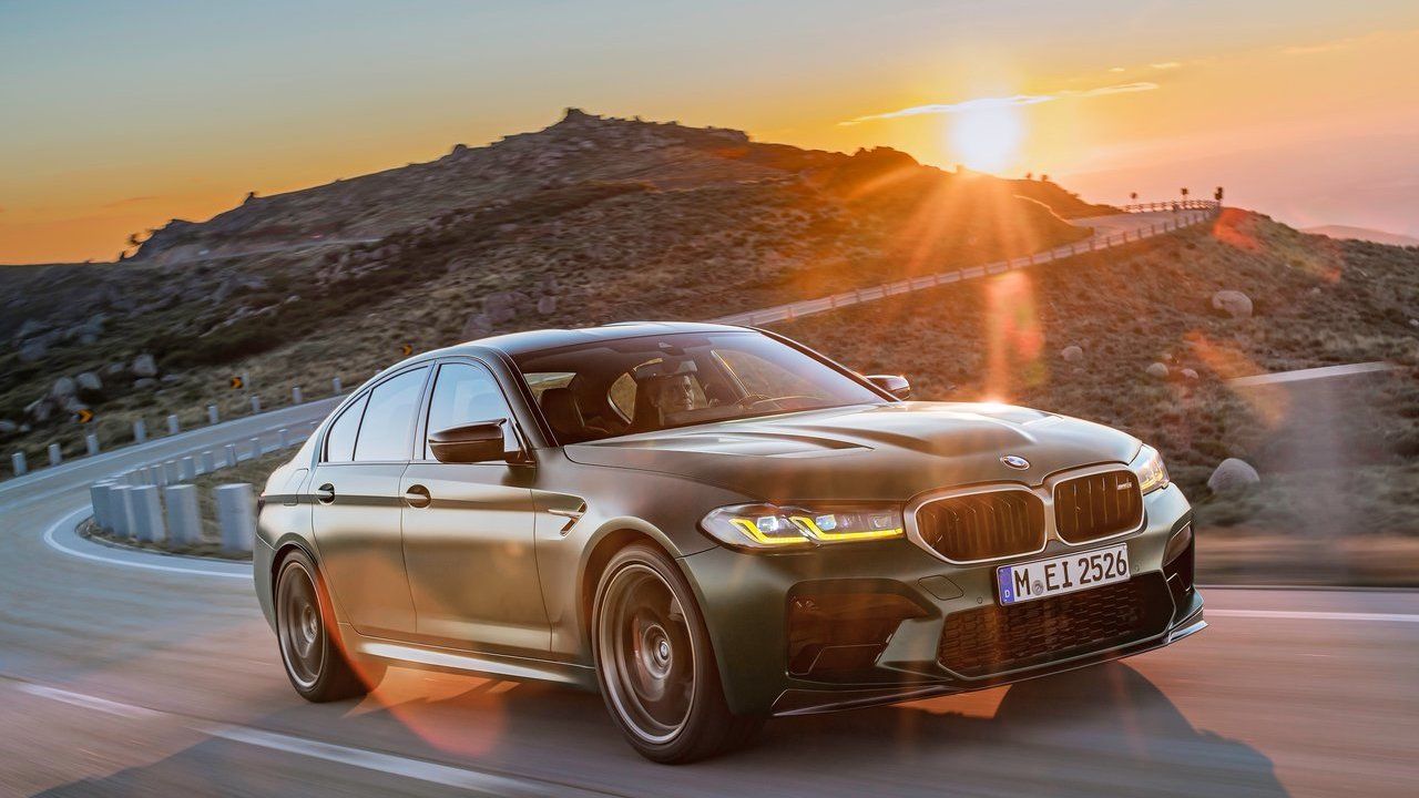 10 Reasons Why We Love The BMW M5 CS