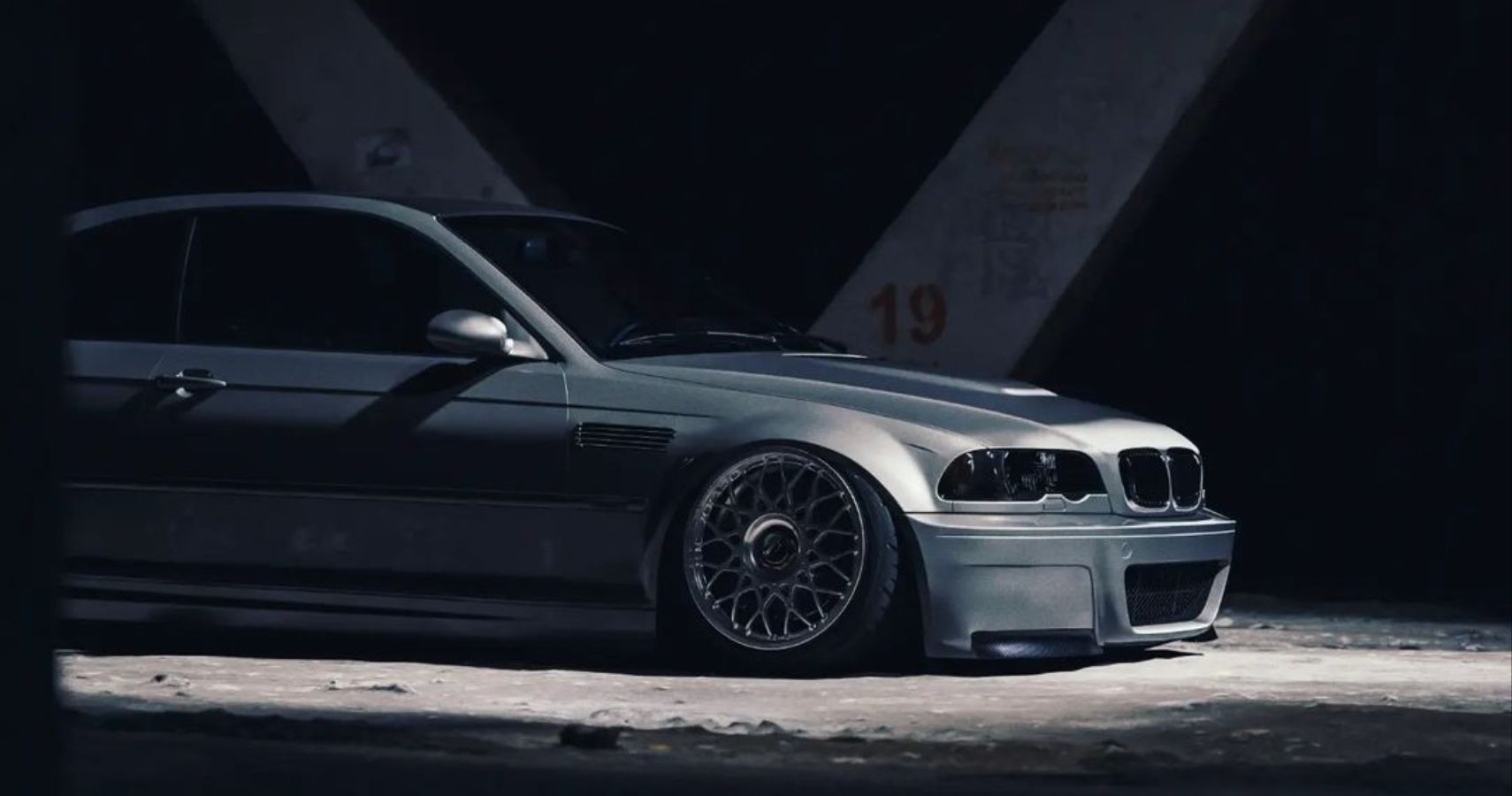 Big Tires Require Big Wheels On This Beefed Up BMW M3 E46