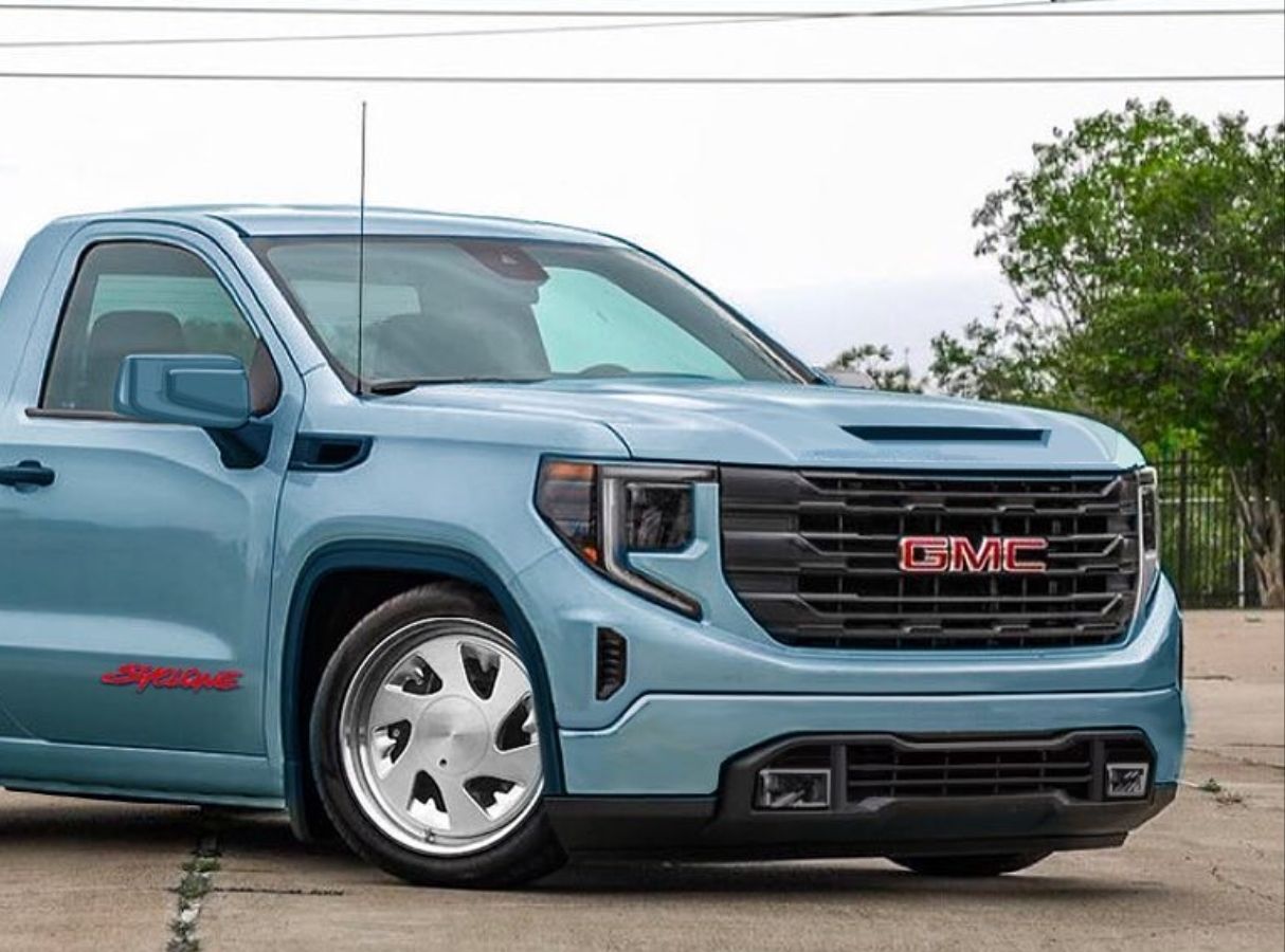 Here's Why The Classic GMC Syclone Should Make A Comeback