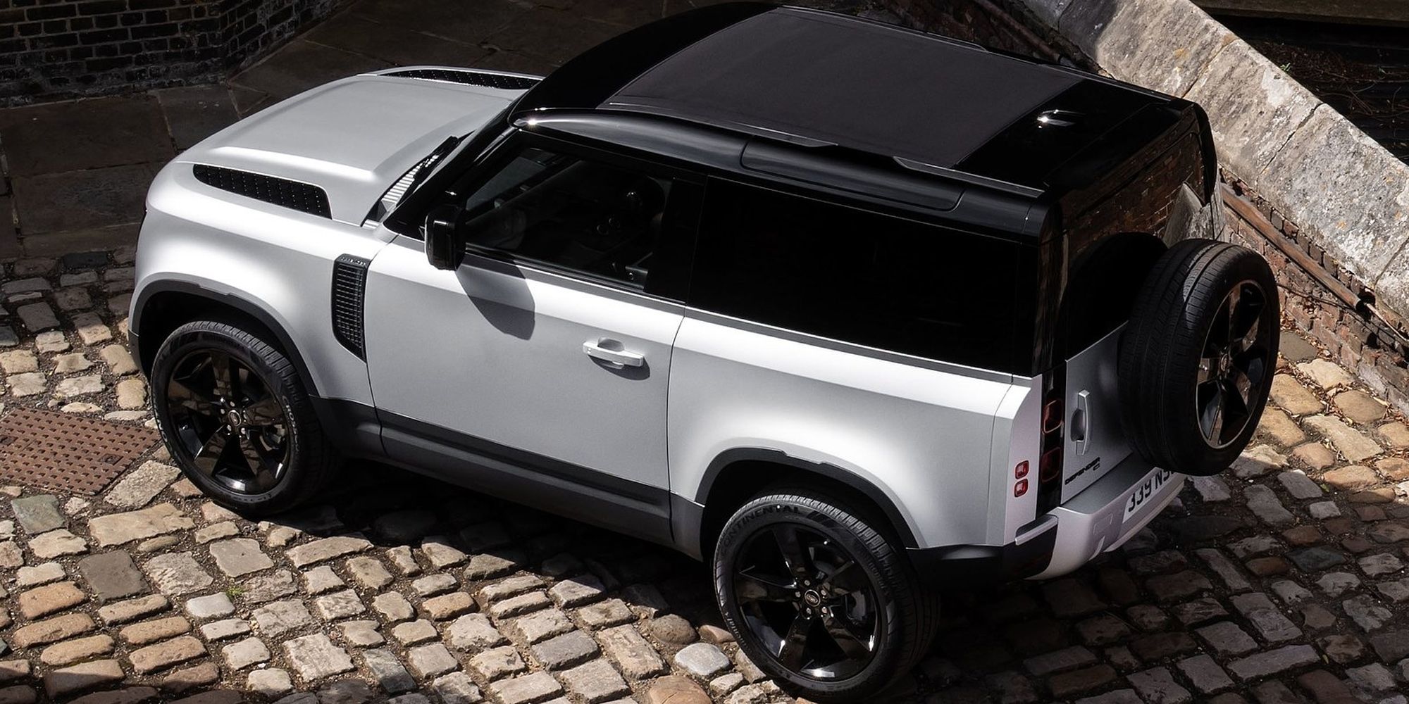 A Guide To Buying A 2023 Land Rover Defender