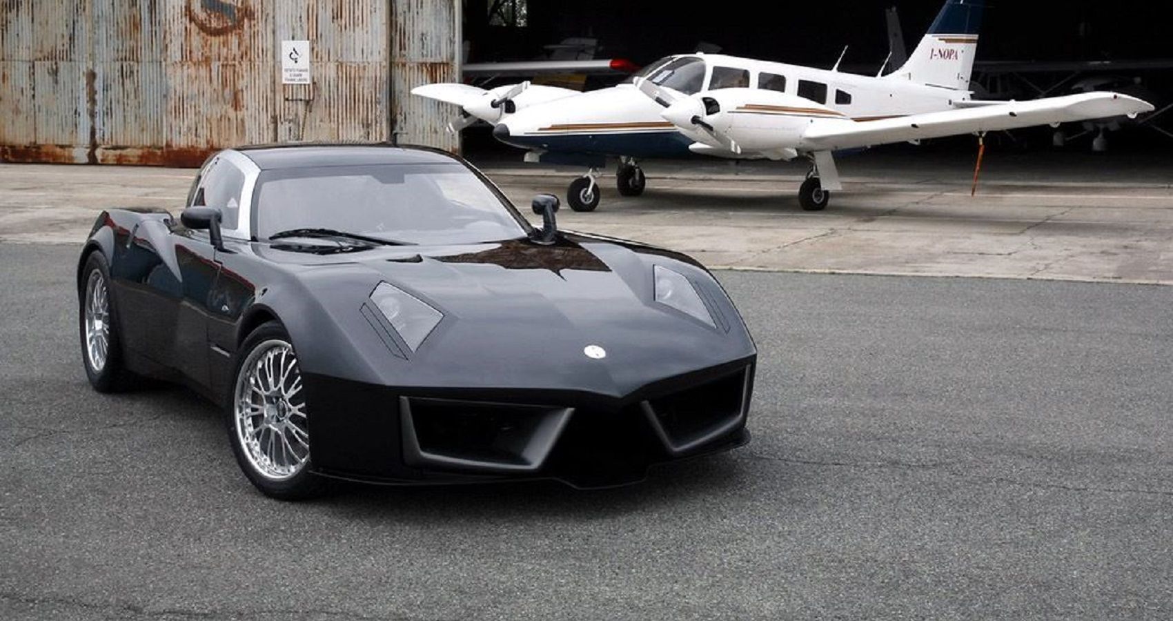 These Are The 10 Craziest Sports Cars To Ever Emerge From Europe