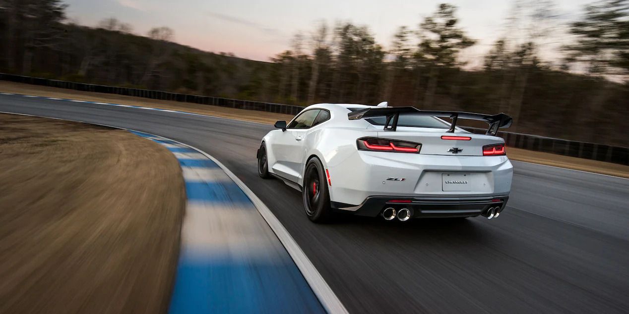8 Reasons Why We Love The 2.0-Liter Chevy Camaro 1LS (2 Reasons Why We ...