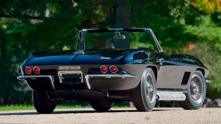 10 Classic Chevy Corvettes That Can Stand the Test Of Time