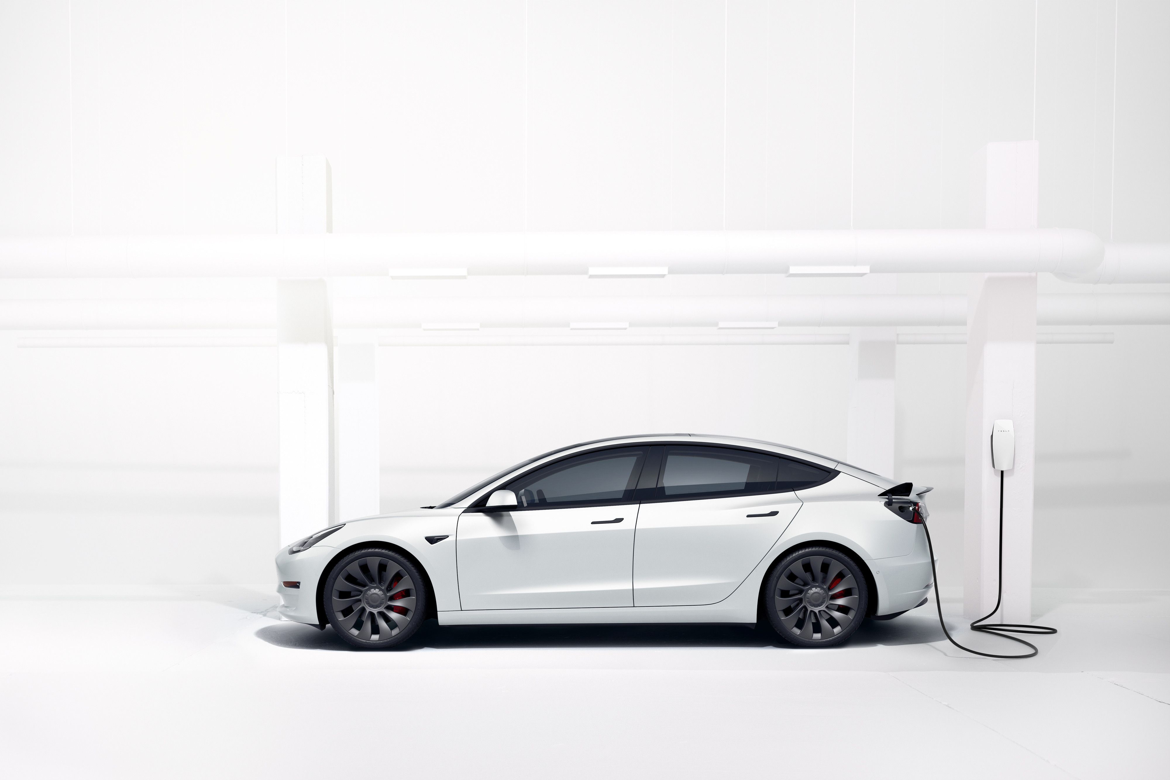 5 Reasons Why We Love The Tesla Model 3 (5 Reasons Why We'd Rather Buy ...