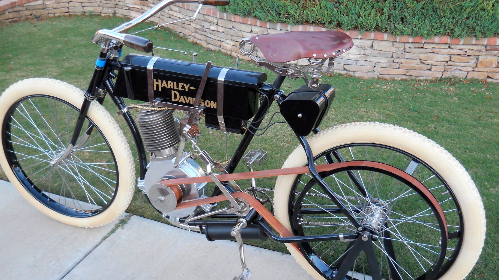 10 Fast Facts About William S. Harley And The Davidsons