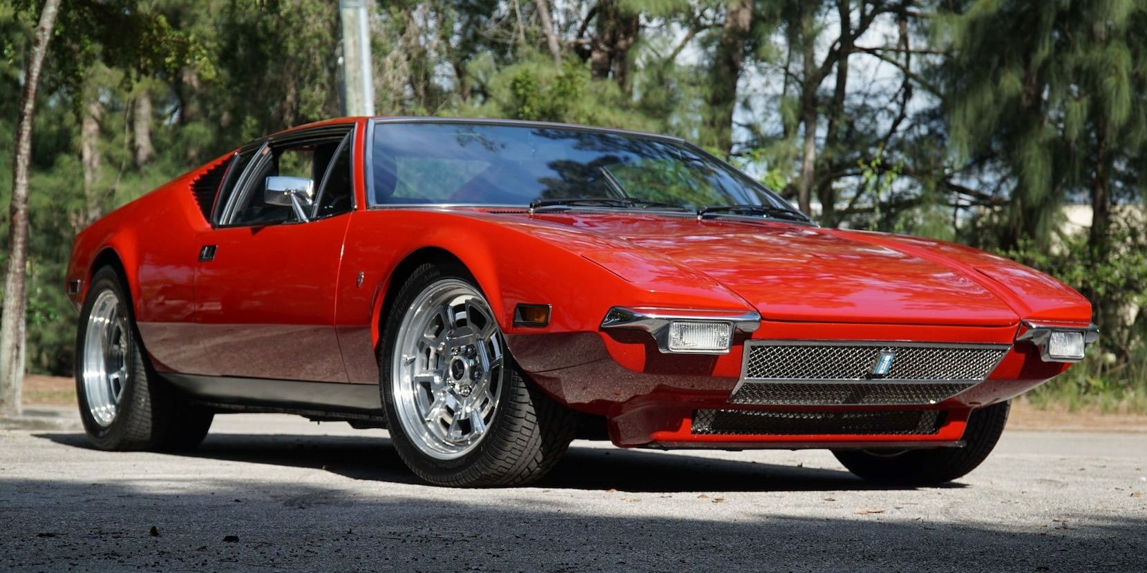10 Iconic Italian Cars That Combine Beauty And Performance