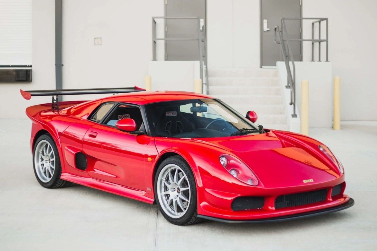 10 Things You Didn't Know About The Noble M400