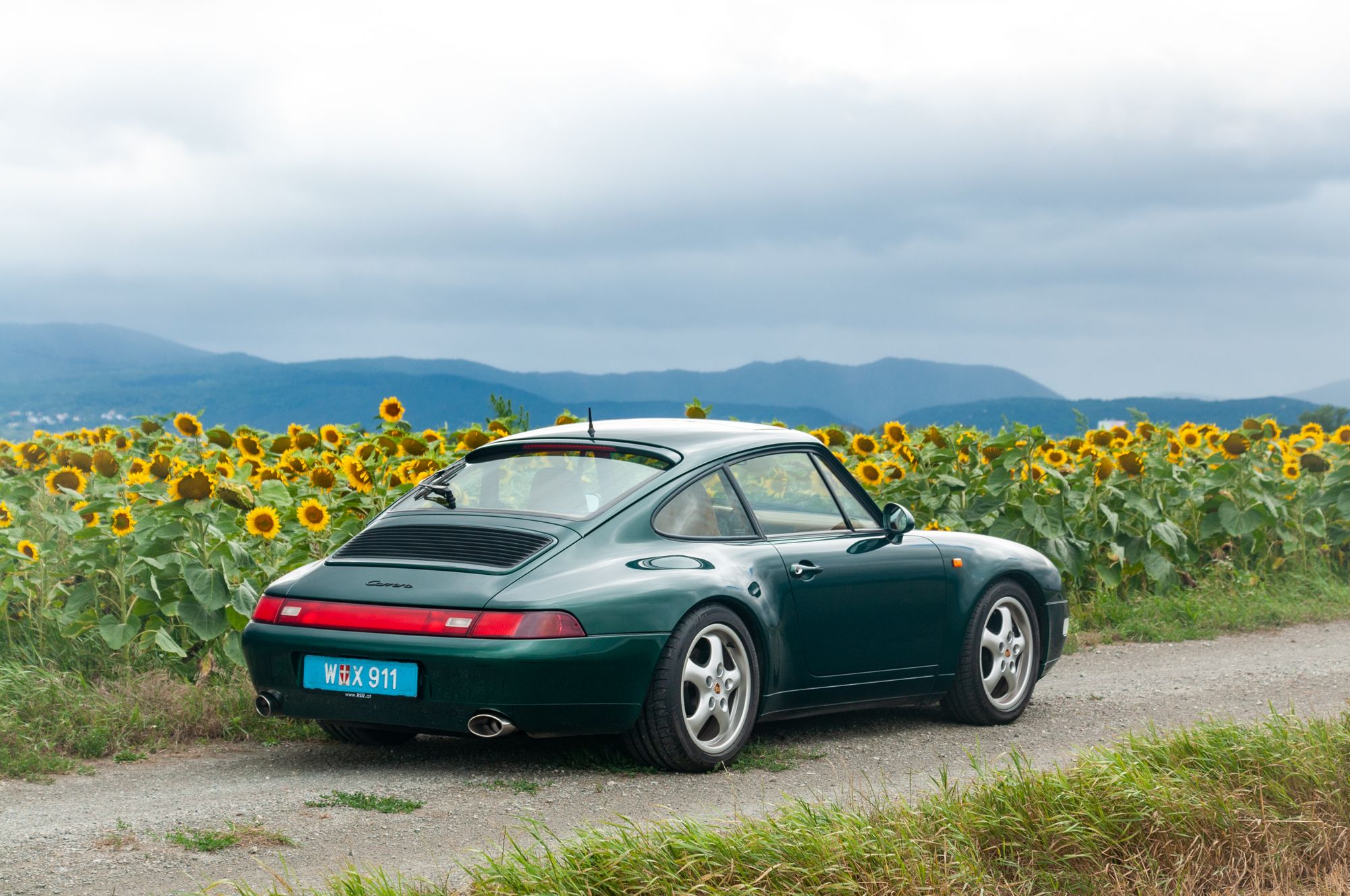 10 Things We Love About The Porsche 993