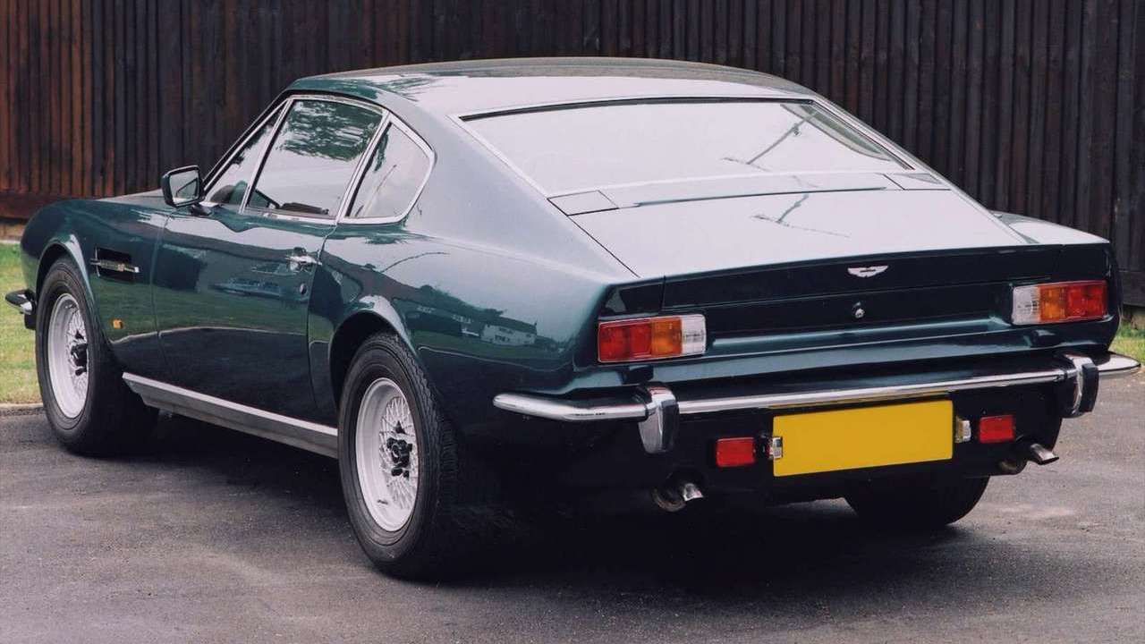 10 Things Gearheads Forgot About The Aston Martin V8 Vantage