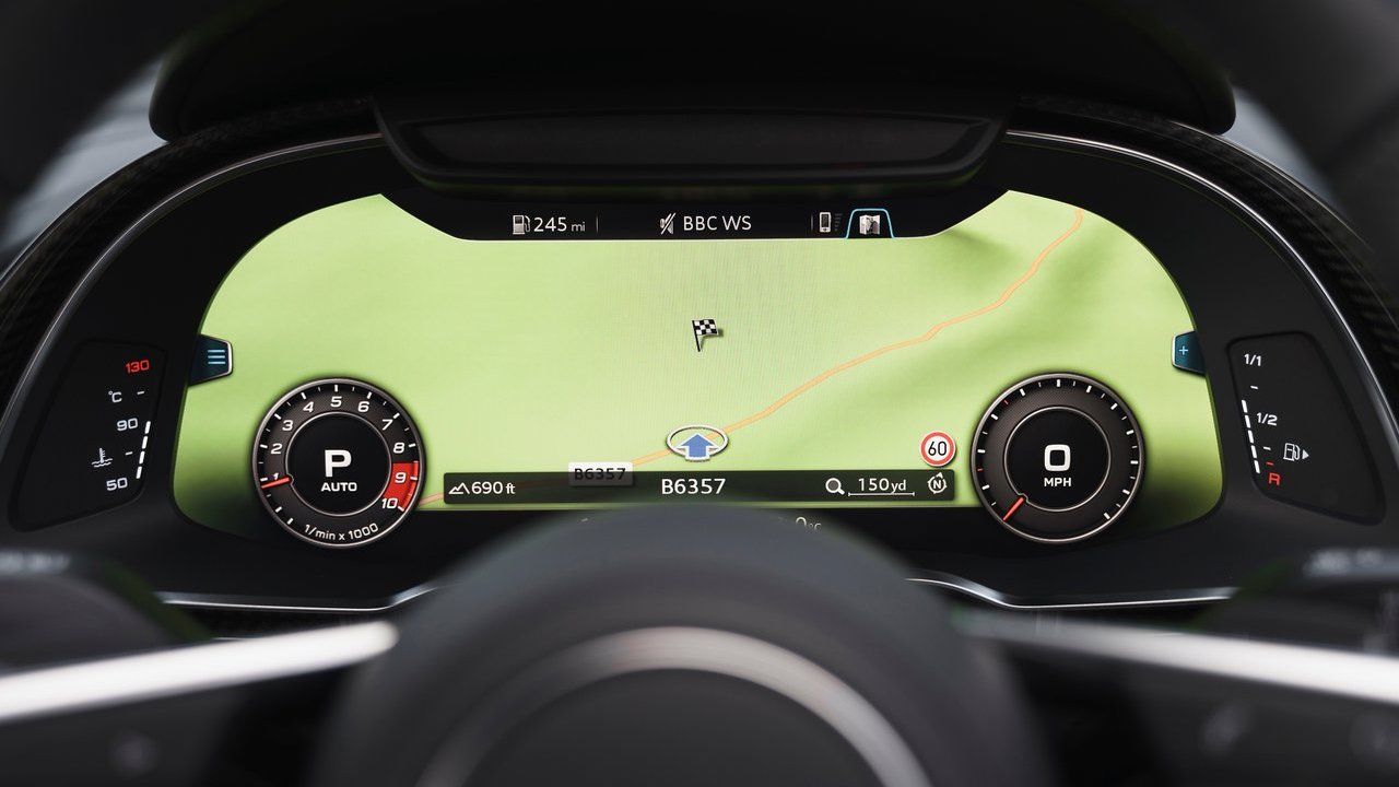 10 Reasons Why We'd Buy An Audi R8 Over A Lamborghini Huracan