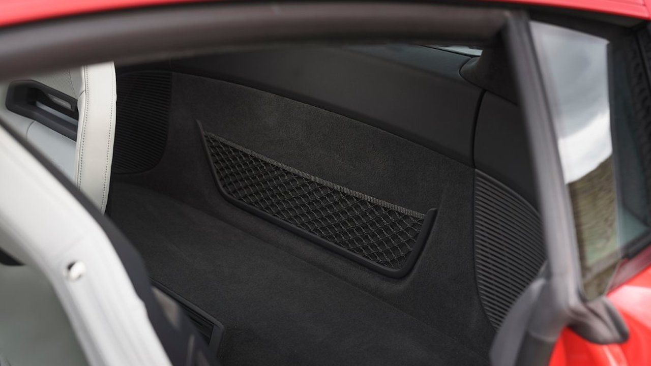 10 Reasons Why We'd Buy An Audi R8 Over A Lamborghini Huracan